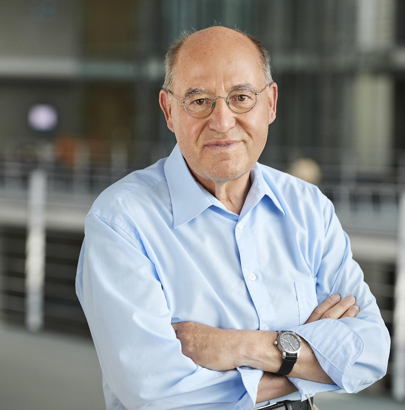 Veranstaltungskalender- Dr. Gregor Gysi über Demokratie und Extremismus ...